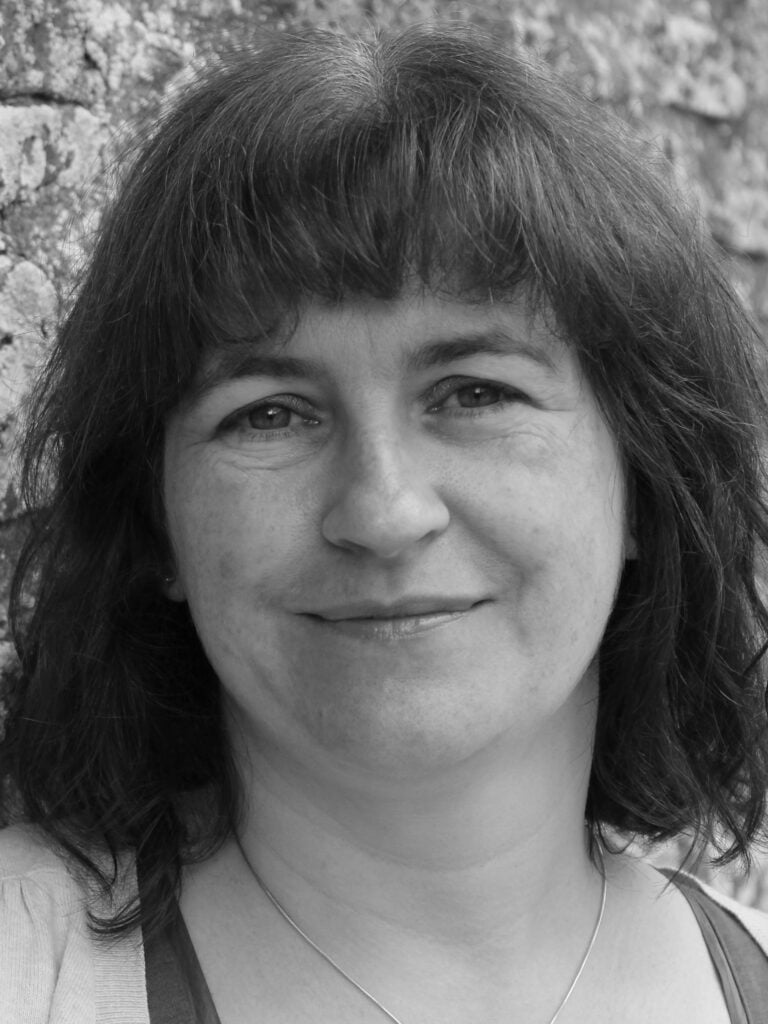 Sheena Wilkinson - Ayrıkotu Kitap